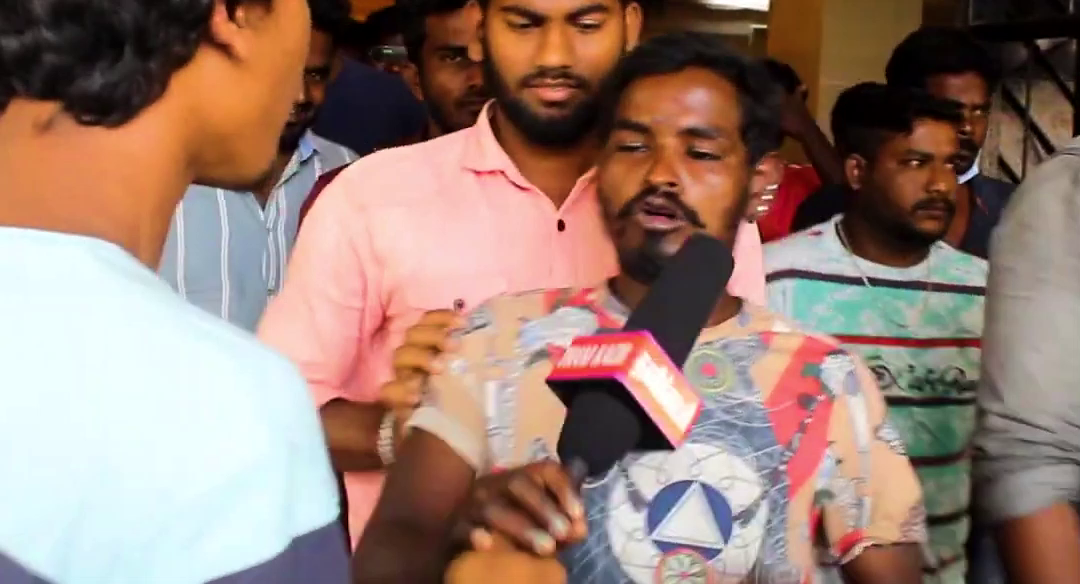 Videsaur - your number one source for video meme